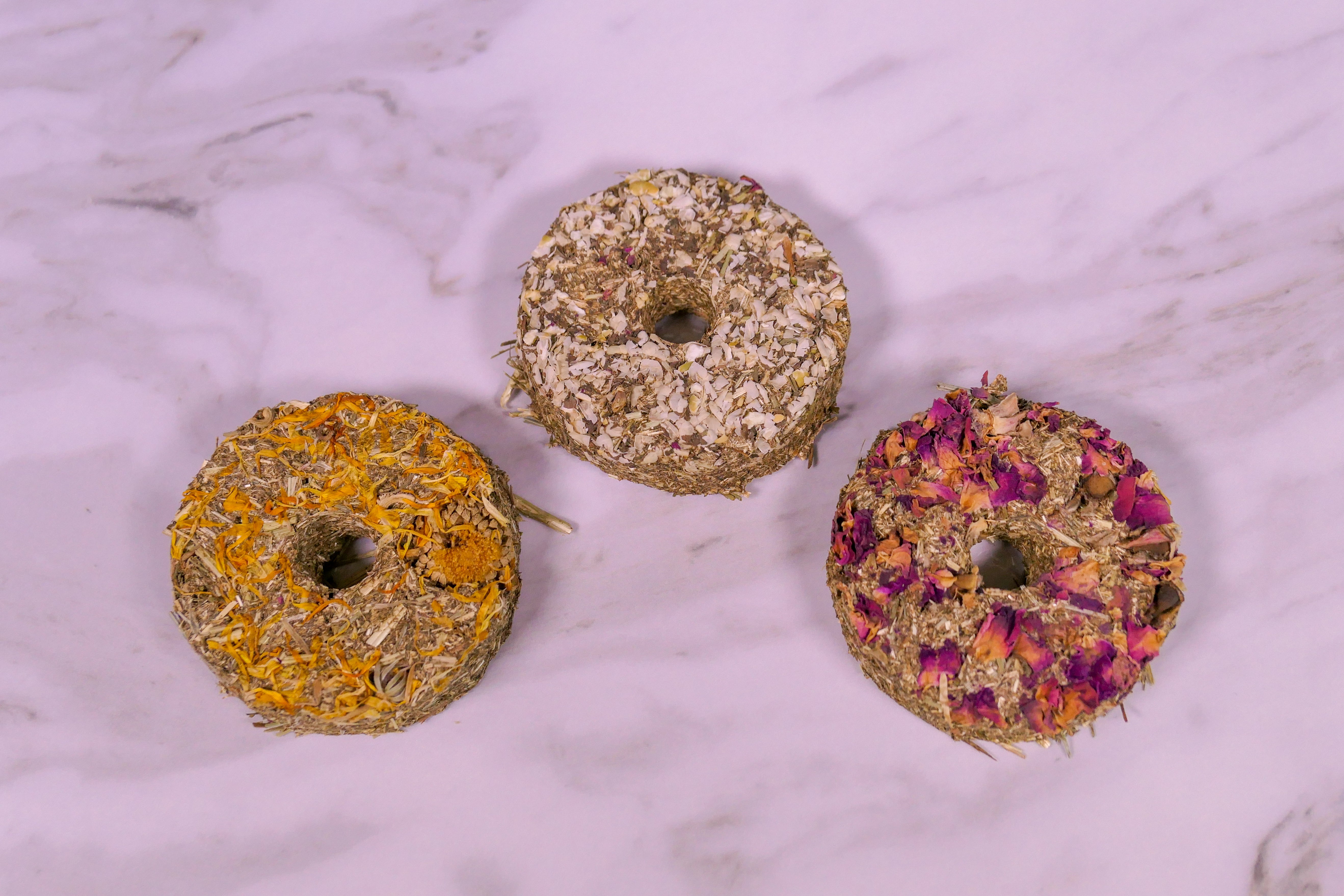 Forage Hay Doughnuts – Teddys Bakery