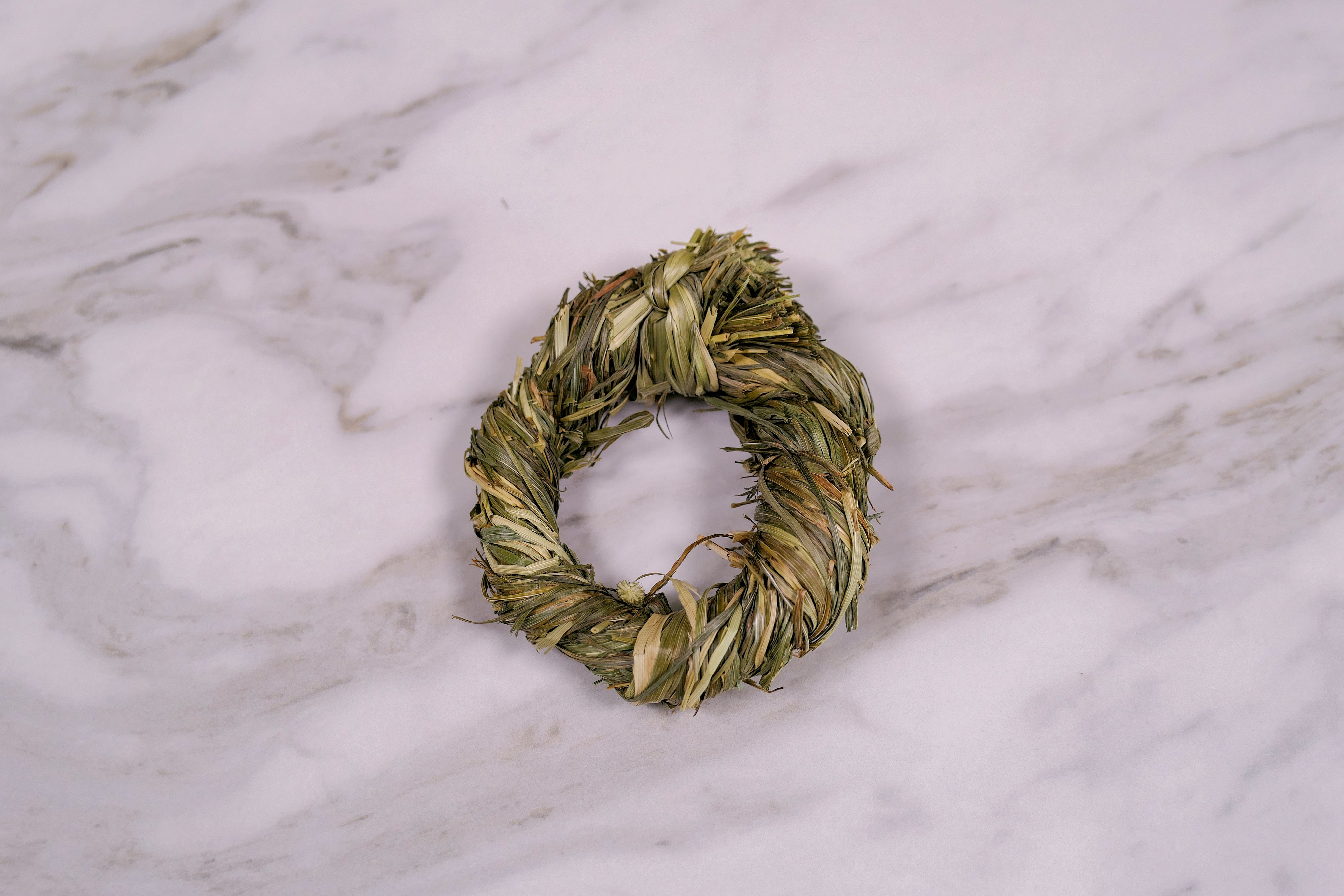 Timothy Hay Ring – Teddys Bakery